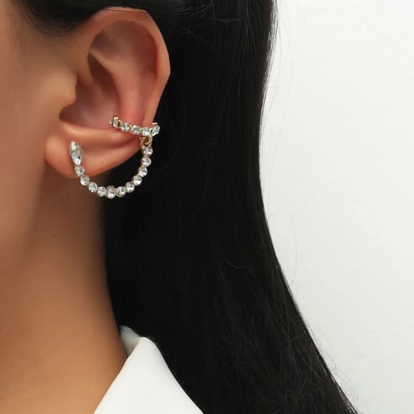 Kathrono | Jewelry | Lovely Rhinestone Pierceless Ear Cuff | Poshmark